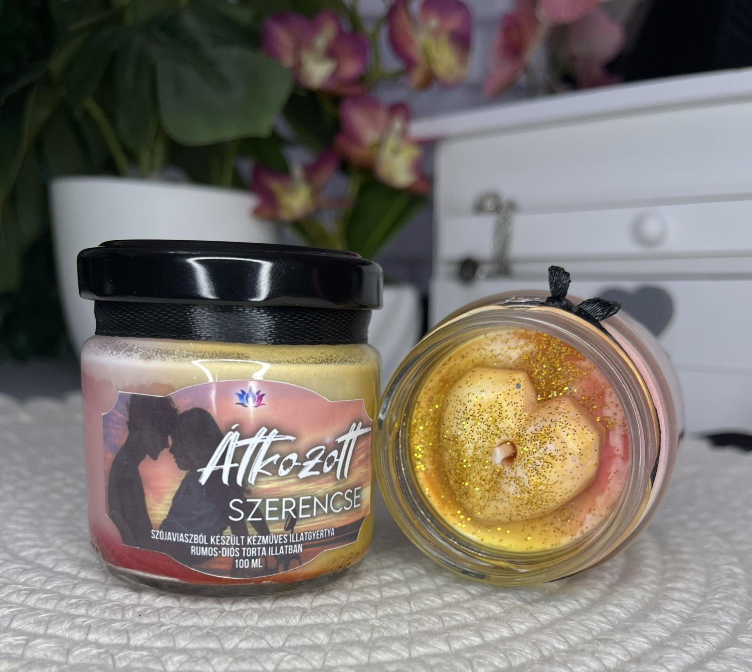 Átkozott szerencse – Riley Baker szójaviasz gyertya – handmadebyjulievscott.hu